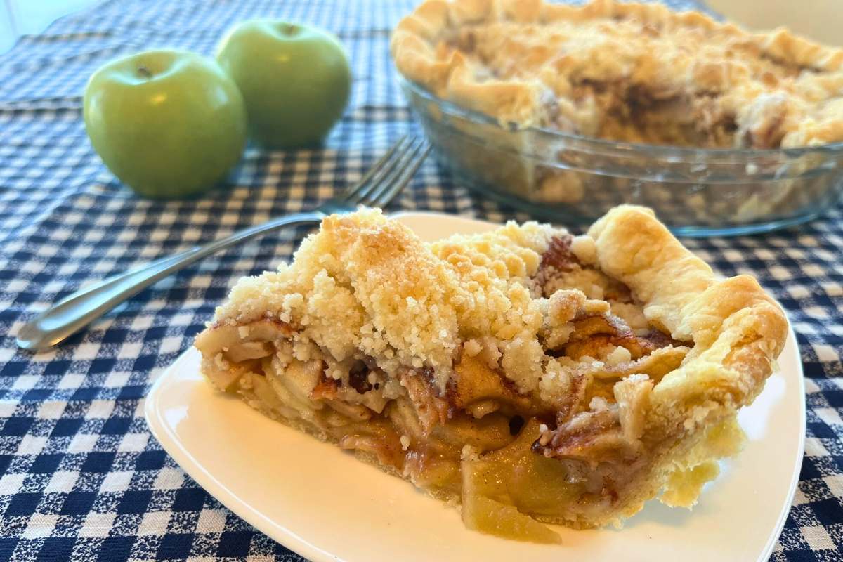High Altitude Apple Pie with Crumb Topping