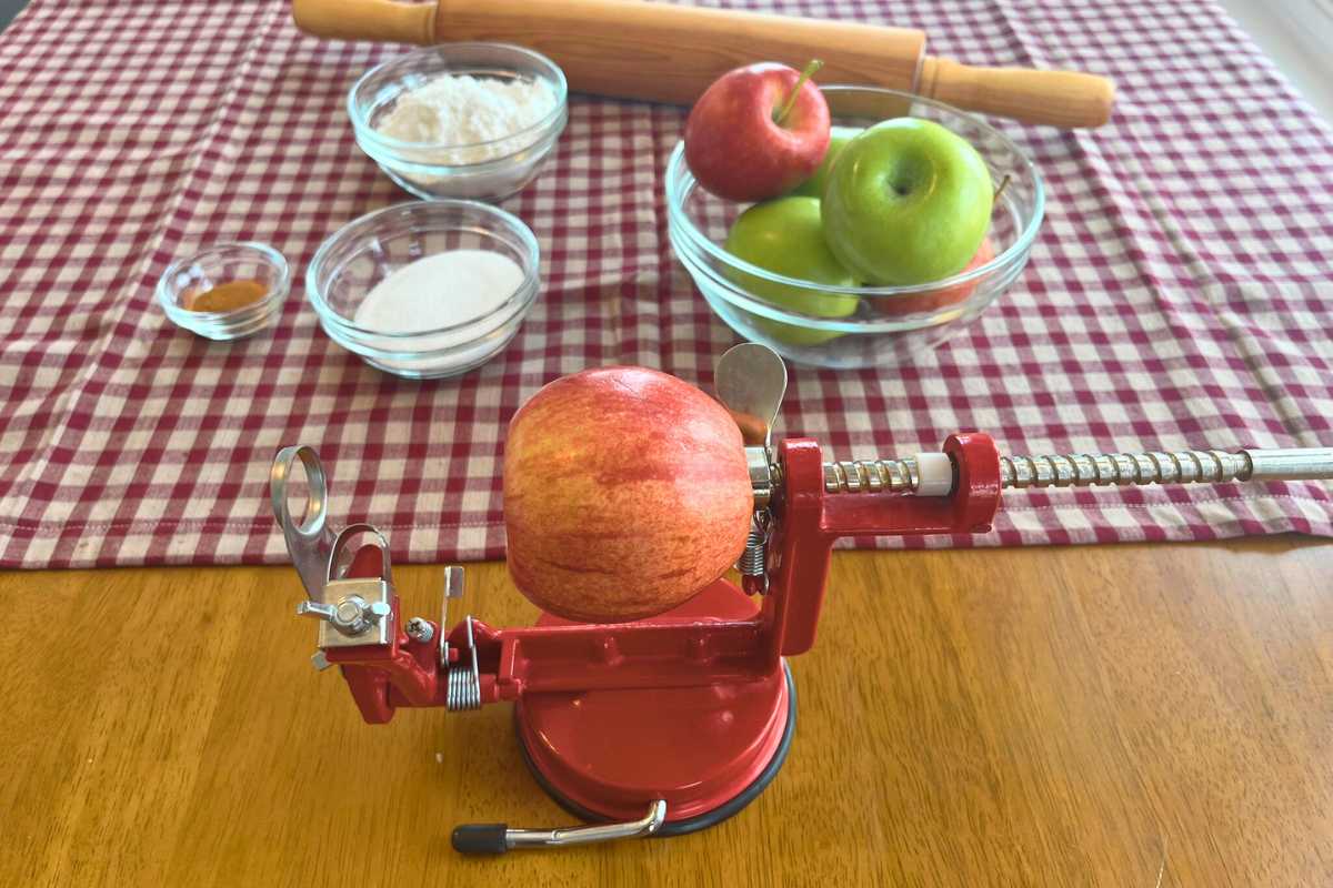 High Altitude Apple Pie with Crumb Topping