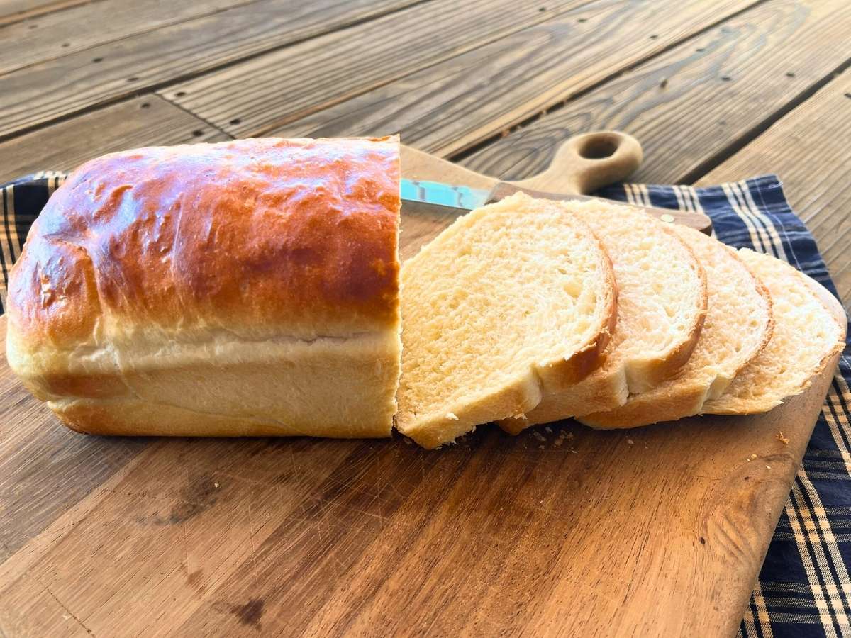 Easy Soft & Fluffy High Altitude Sandwich Bread
